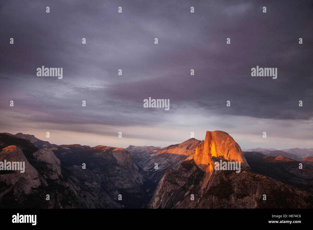Half Dome at sunset, Yosemite National Park, California Stock Photo - Alamy