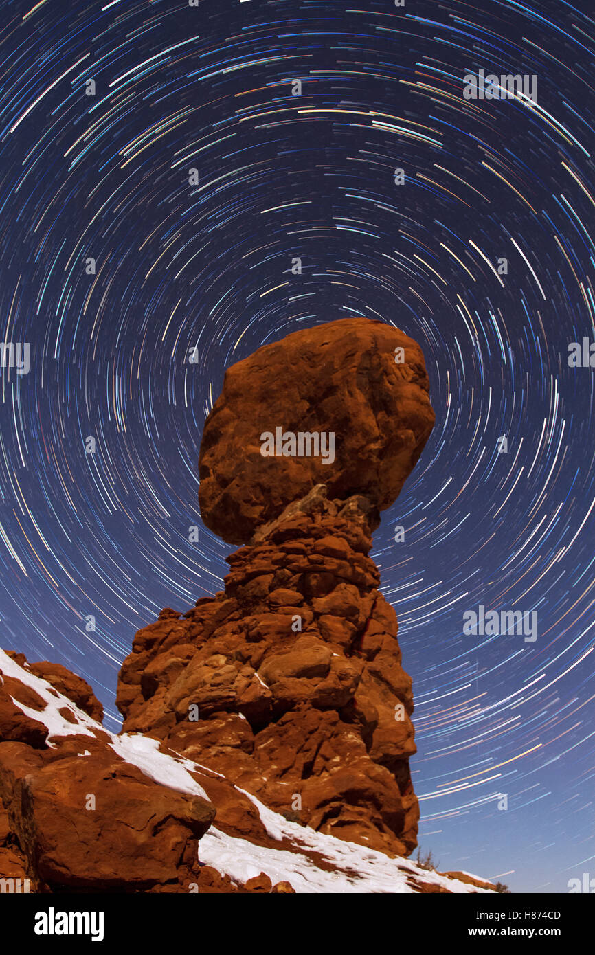 Balanced Rock at night, Arches National Park, Utah Stock Photo - Alamy