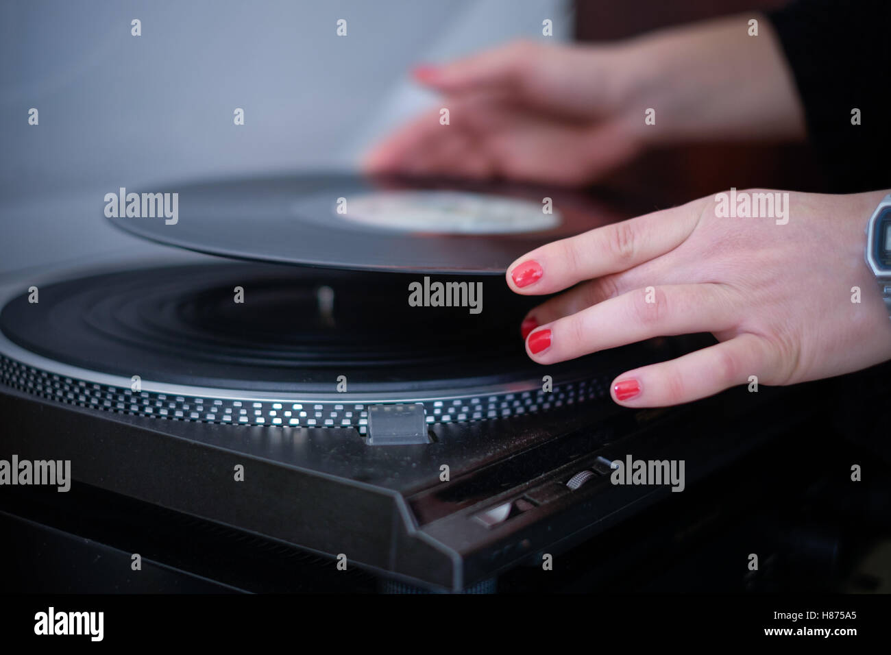 Using record player hi-res stock photography and images - Alamy