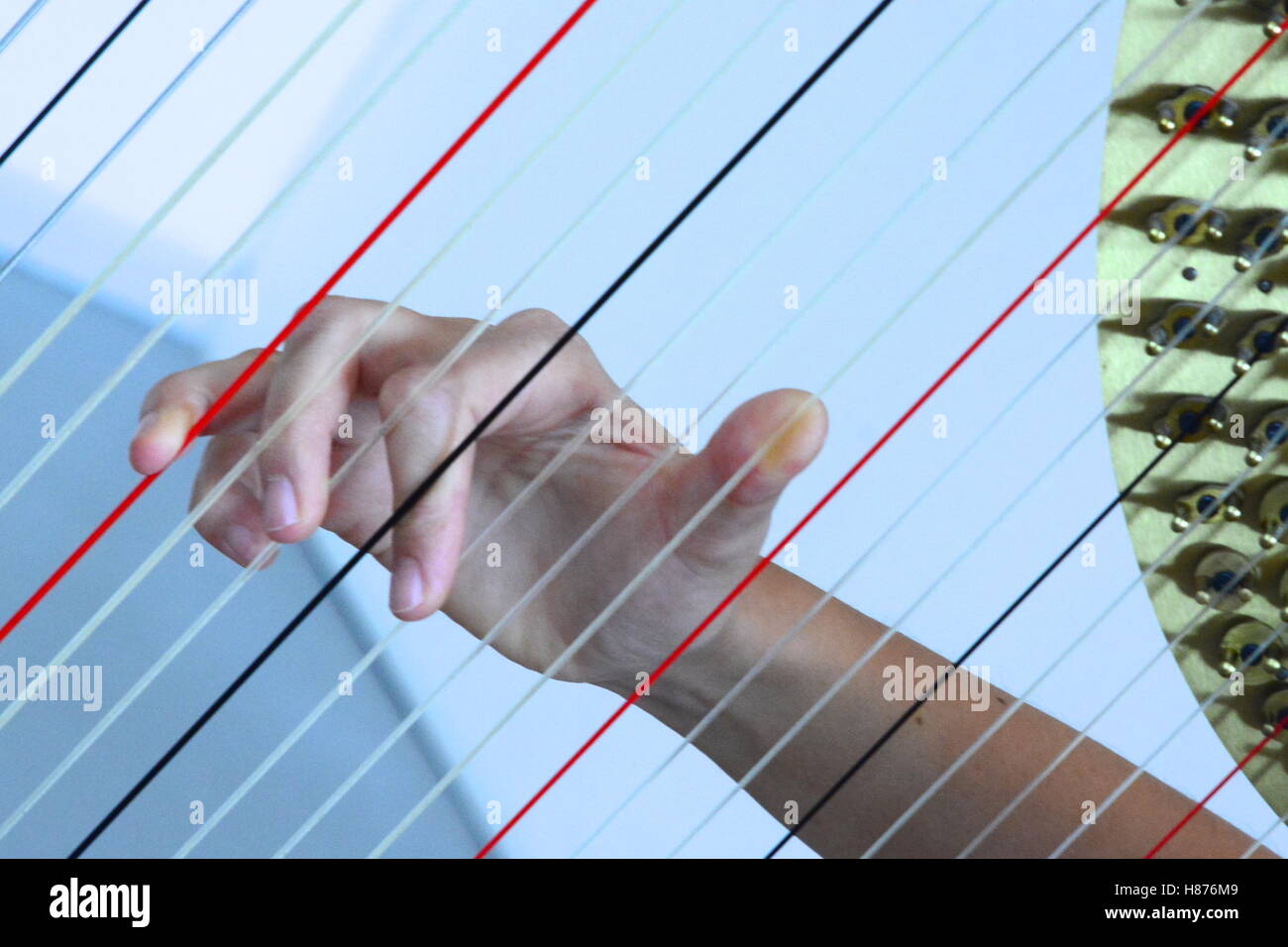 Hand harp hi-res stock photography and images - Alamy