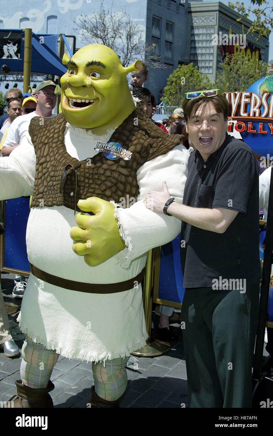 MIKE MYERS & SHREK SHREK 4-D ATTRACTION PREMIERE UNIVERSAL STUDIOS LOS ...