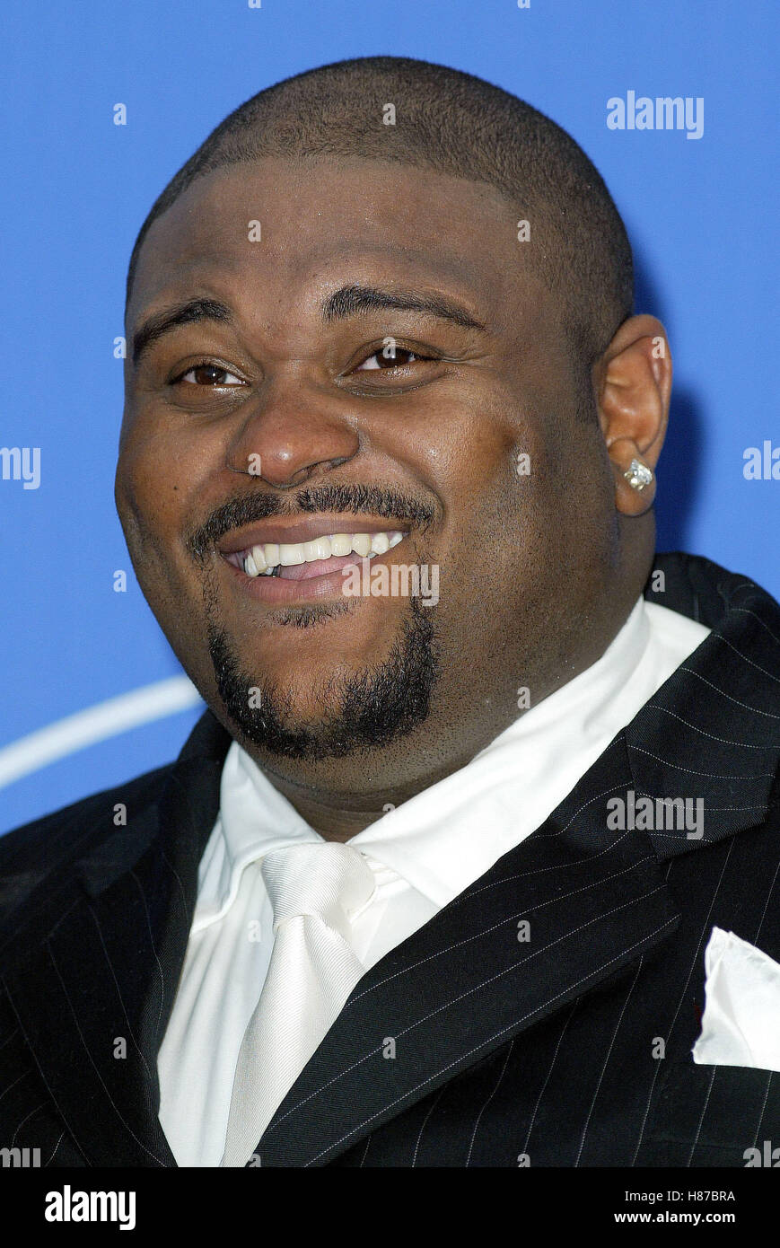 RUBEN STUDDARD AMERICAN IDOL 2 FINALS UNIVERSAL AMPHITHEATRE LOS ...