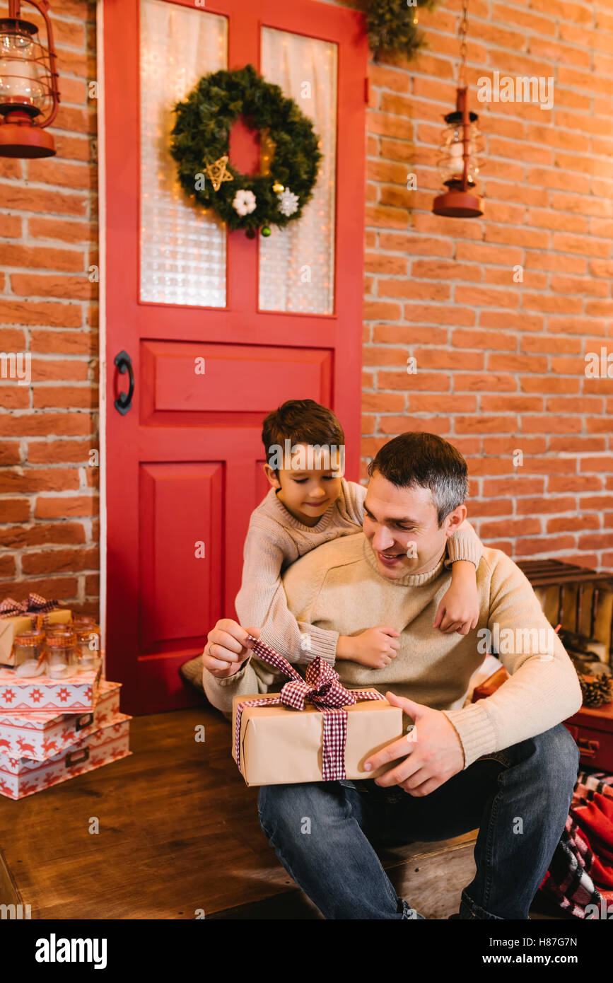 Happy father surprise gift hi-res stock photography and images - Alamy