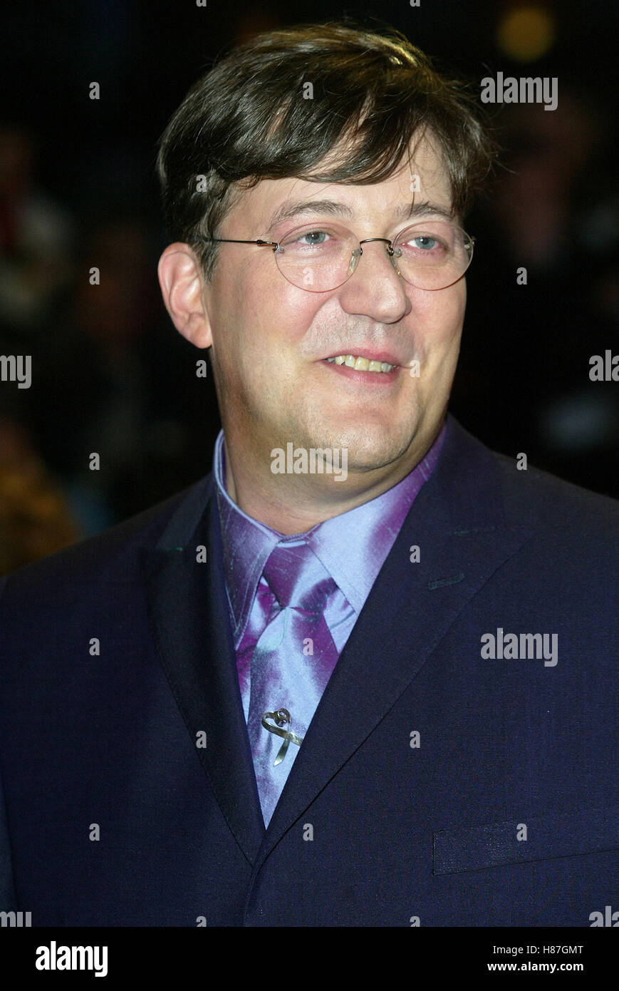 Stephen fry arriving odeon hi-res stock photography and images - Alamy
