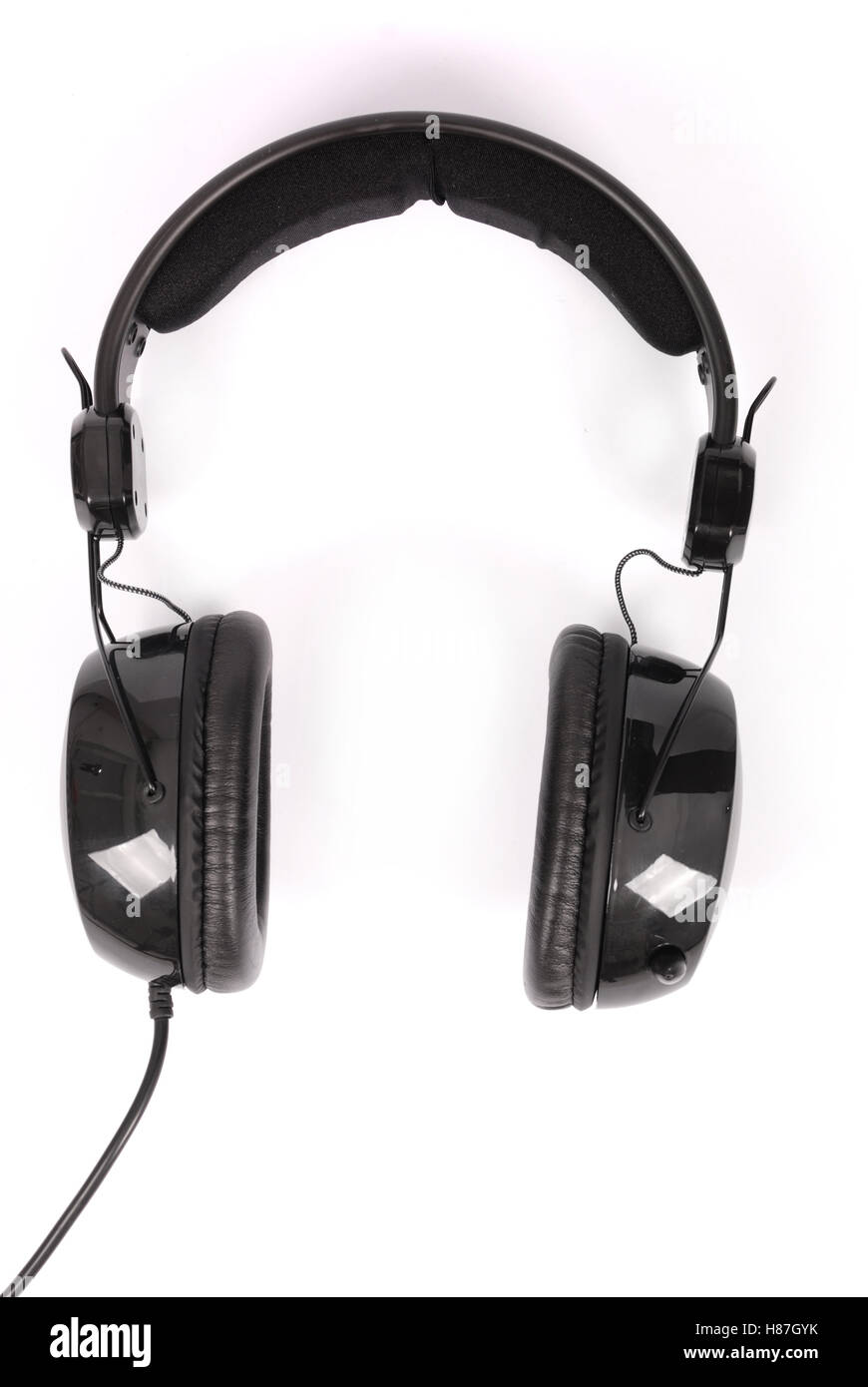 Black headphones white background with soft shadow Stock Photo - Alamy