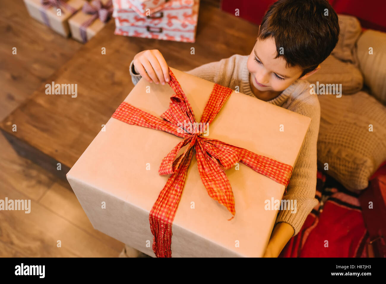 Big giftbox hi-res stock photography and images - Alamy