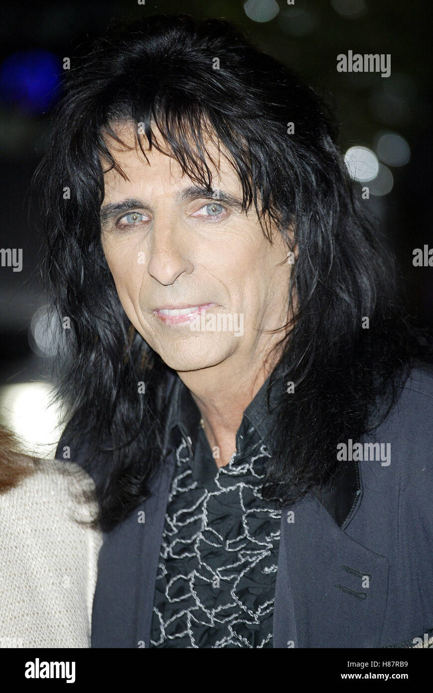 ALICE COOPER BRITISH COMEDY AWARDS 2003 TELEVISION CENTRE LONDON UK 10 ...