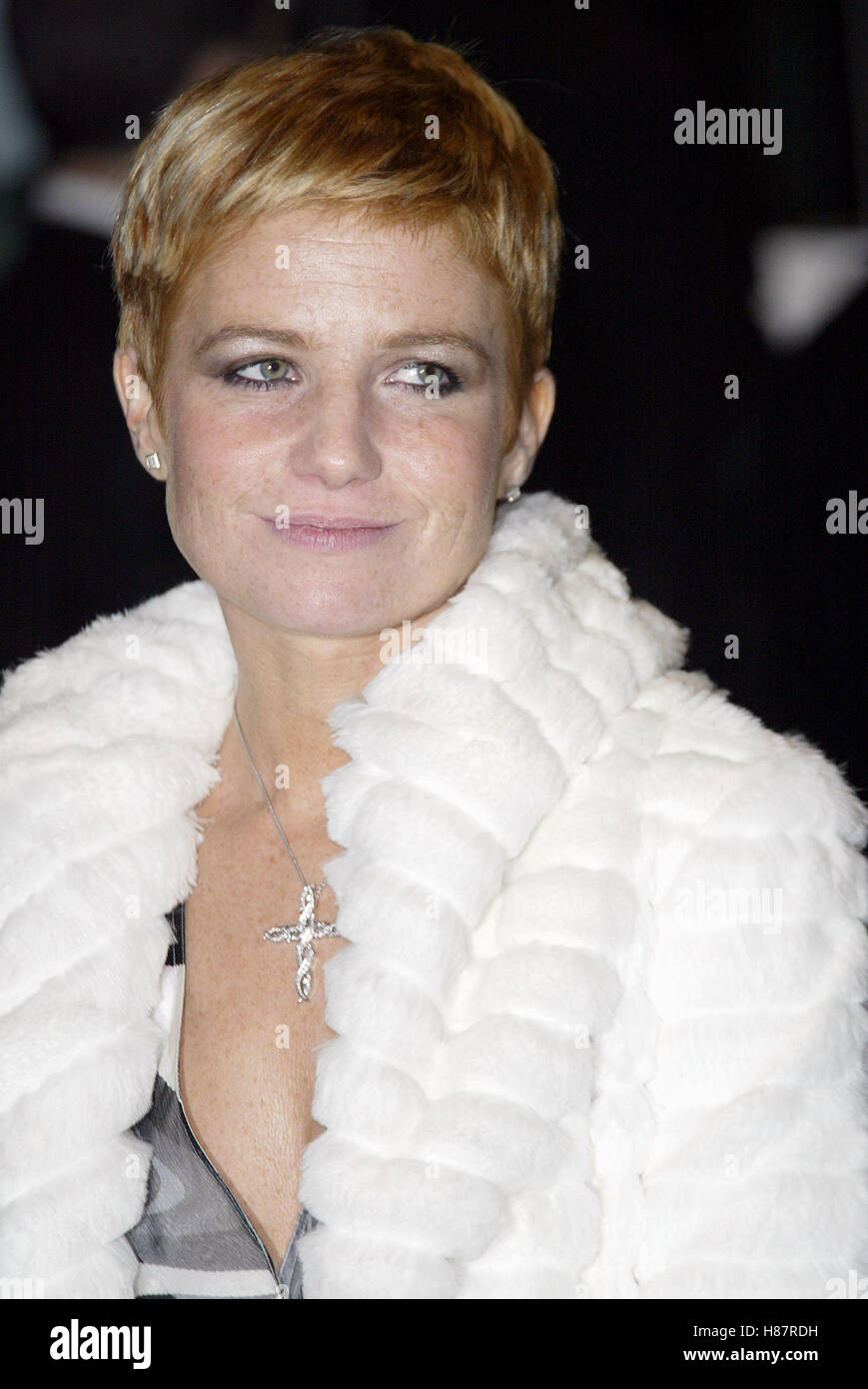 Patsy palmer 2003 hi-res stock photography and images - Alamy