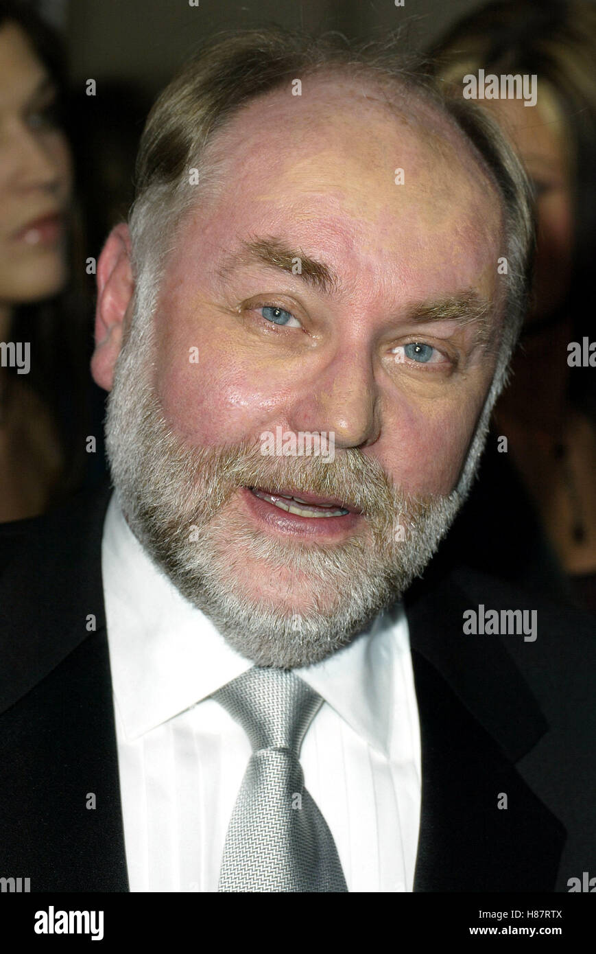 ROBERT DAVID HALL 29TH PEOPLE'S CHOICE AWARDS ARRIVALS PASADENA CIVIC ...
