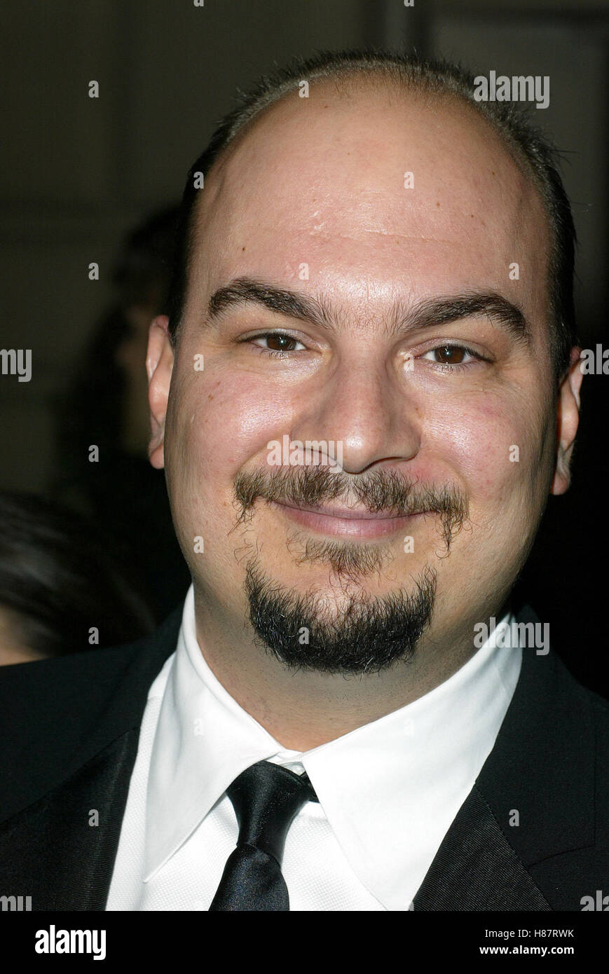 ANTHONY ZEGGER 29TH PEOPLE'S CHOICE AWARDS ARRIVALS PASADENA CIVIC ...