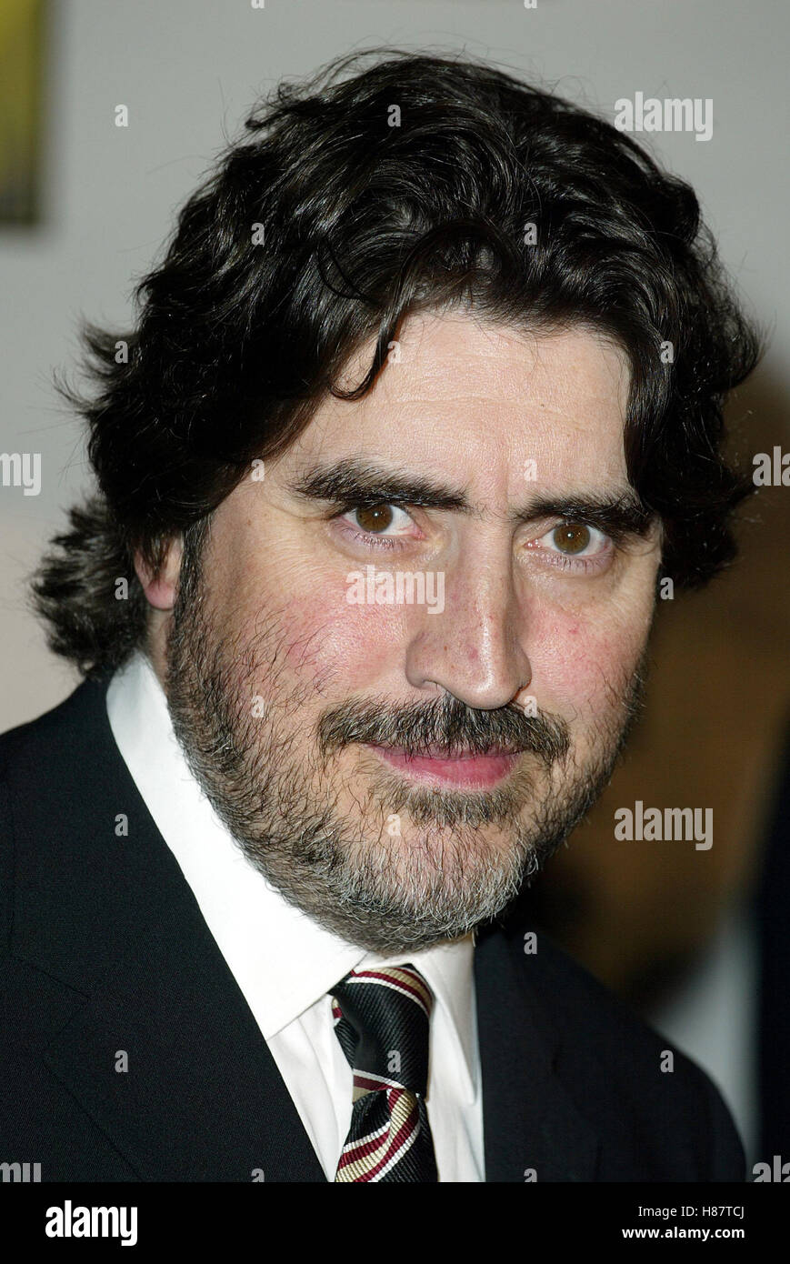 Alfred molina arriving hi-res stock photography and images - Alamy