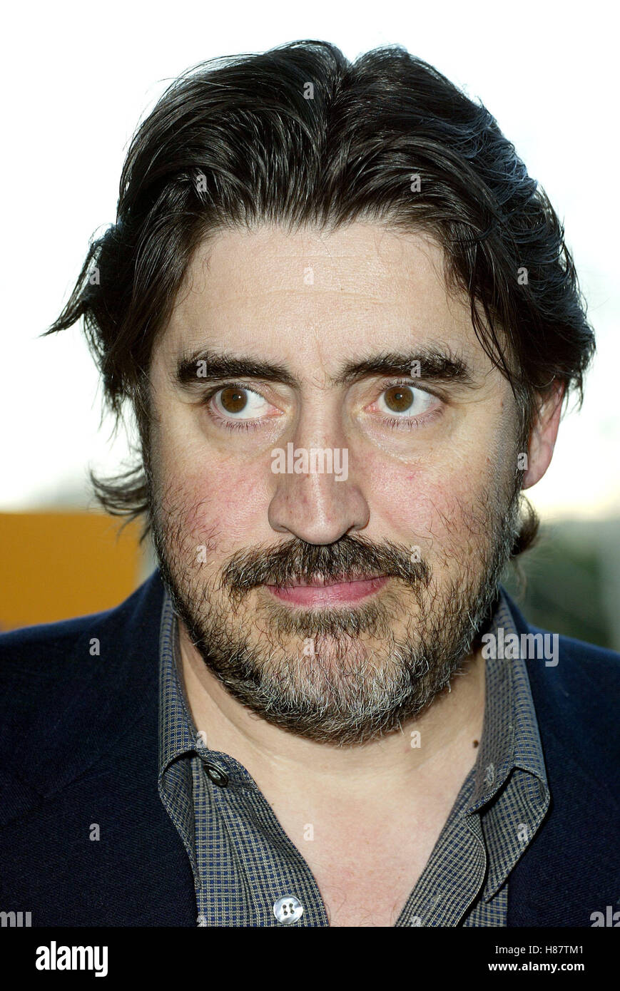 Alfred molina arriving hi-res stock photography and images - Alamy