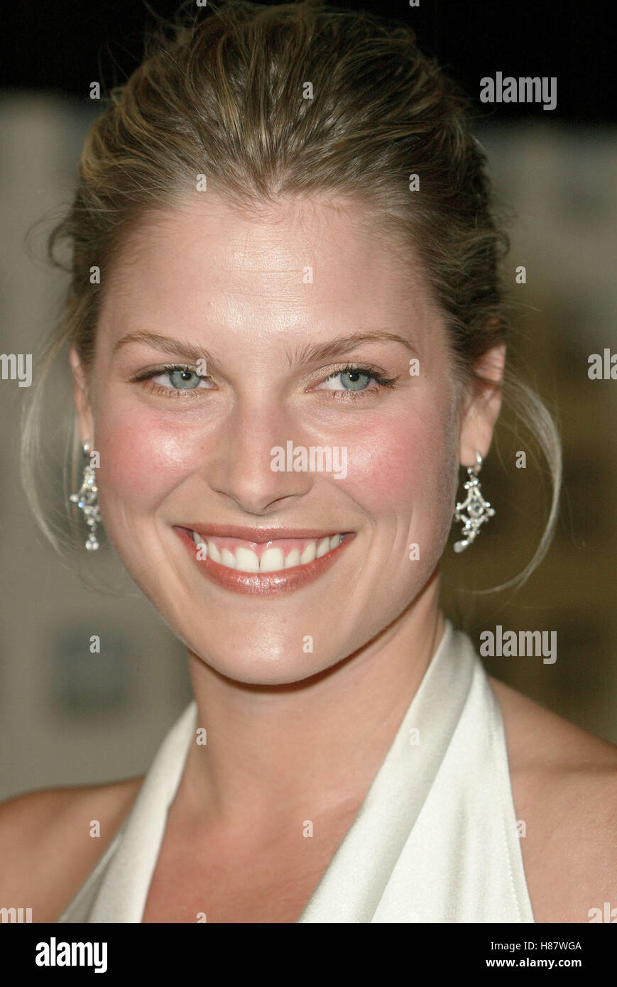 Ali larter final destination 2003 hi-res stock photography and images ...
