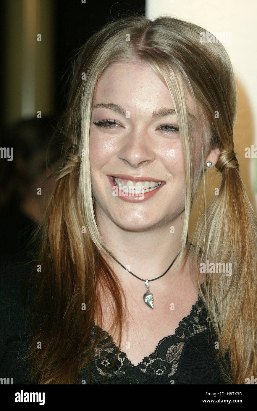 LEANN RIMES POOLHALL JUNKIES FILM PREMIRE ARCLIGHT CINEMA HOLLYWOOD LA ...