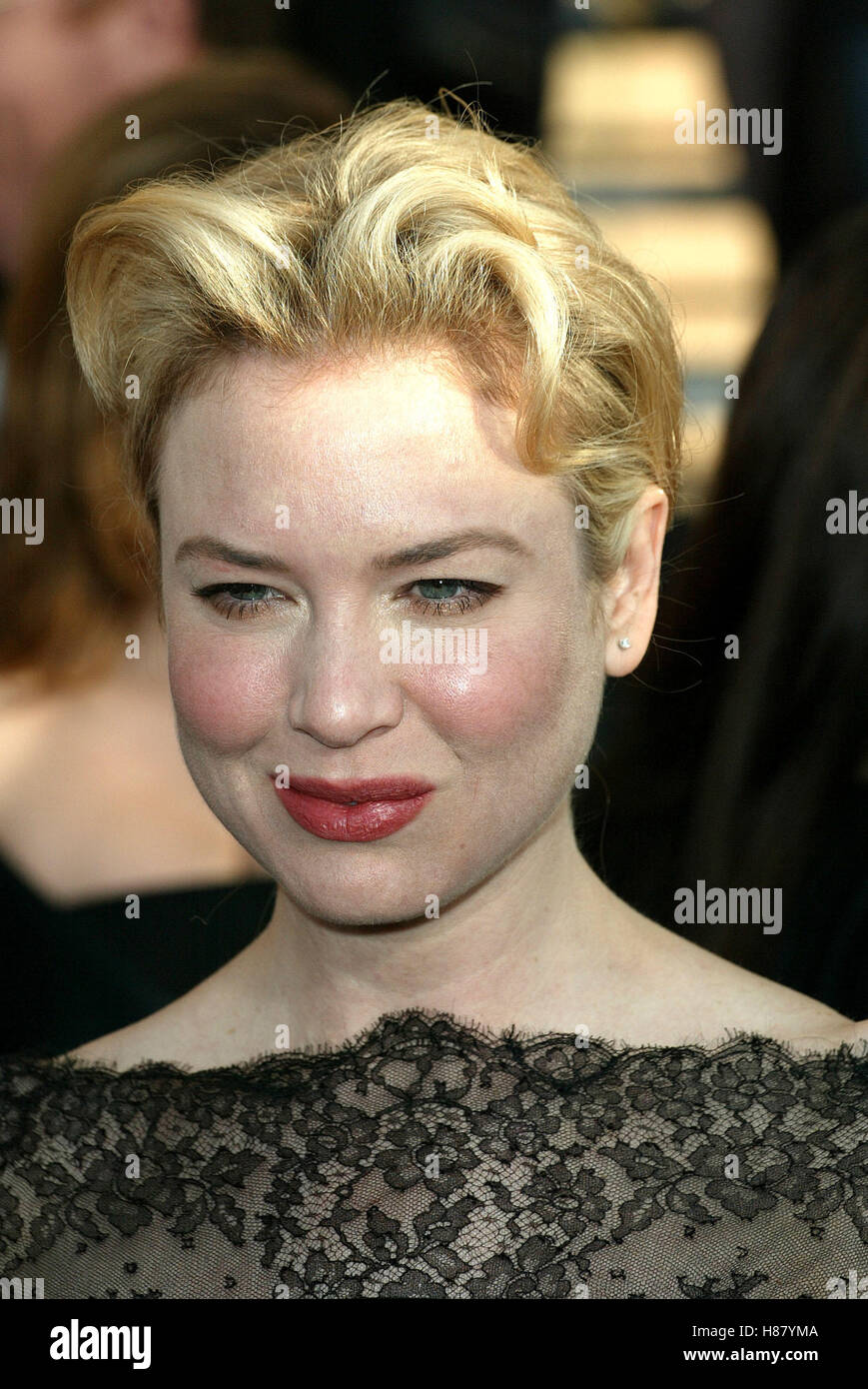RENEE ZELLWEGER 9TH SCREEN ACTORS GUILD AWARDS ARRIVALS SHRINE ...
