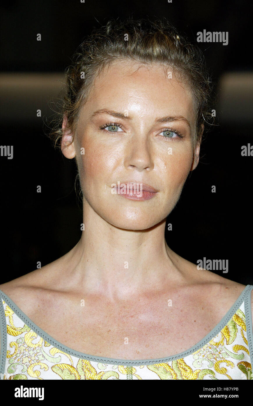 Connie nielsen hunted premiere los hi-res stock photography and images - Alamy