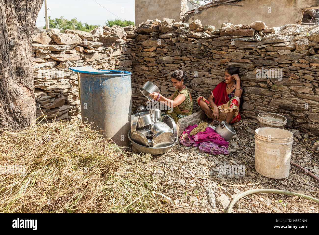 India indian rural house indian life hi-res stock photography and ...