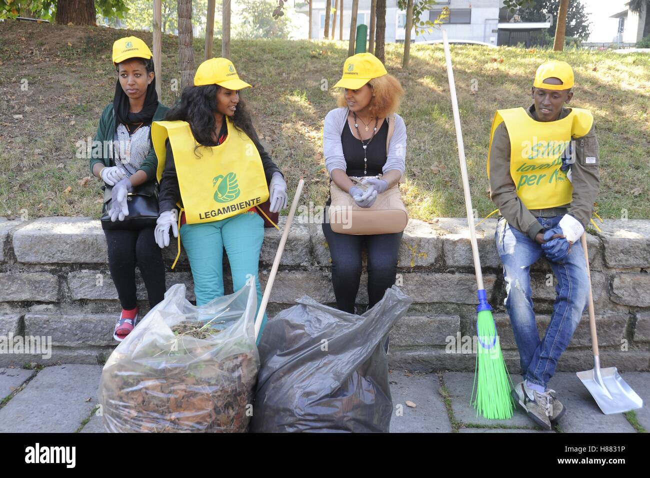 Refugees asylum seekers hi-res stock photography and images - Alamy