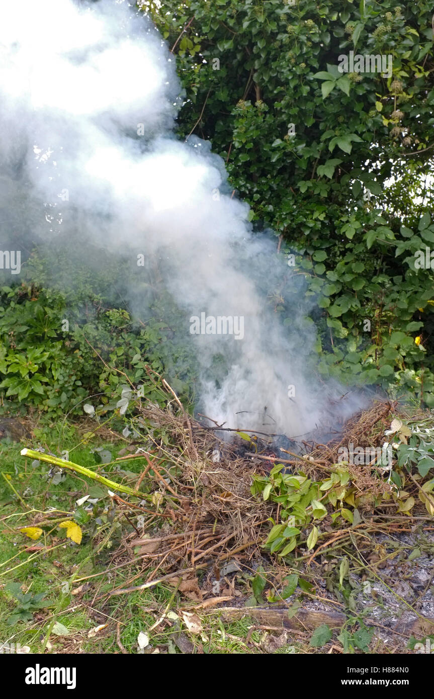 Smoke smoky flames hi-res stock photography and images - Alamy