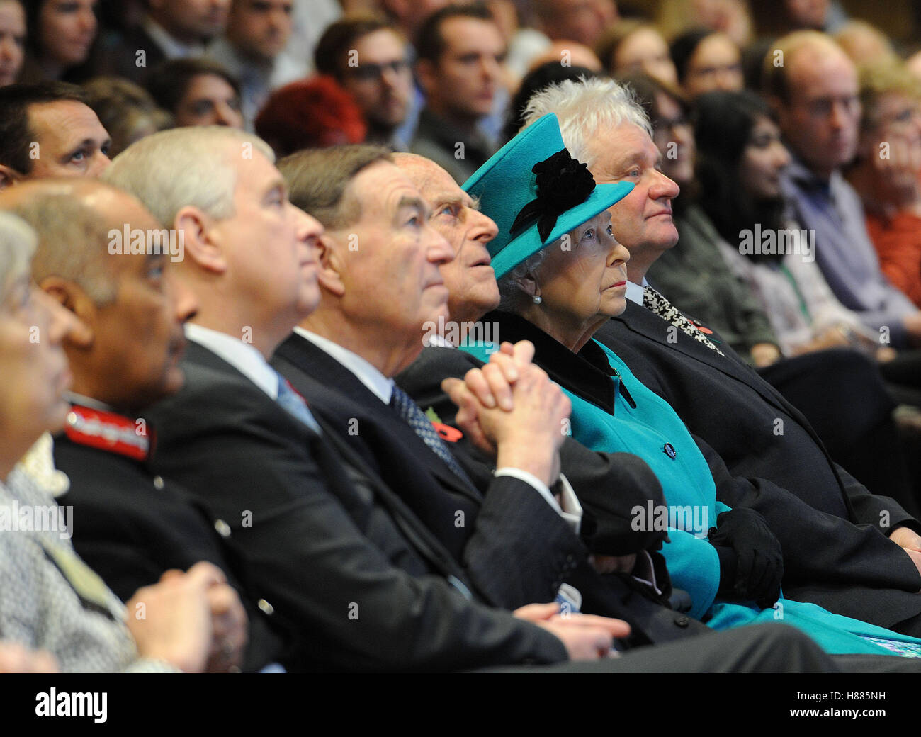 Queen elizabeth ii sit together hi-res stock photography and images - Alamy