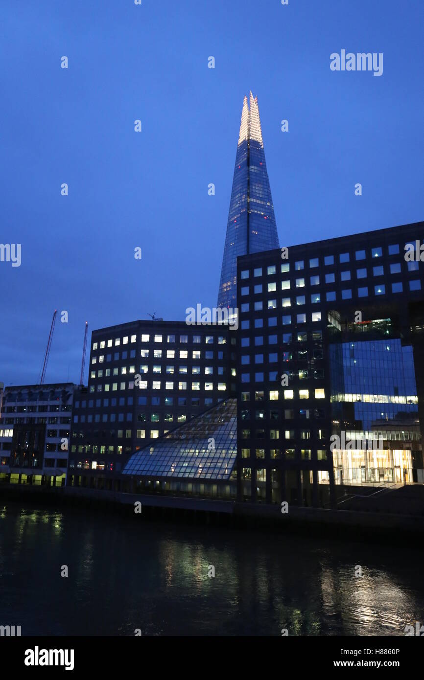 The Shard at dawn London UK November 2016 Stock Photo - Alamy