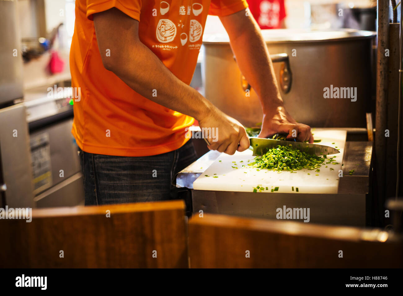 Noodle shop hi-res stock photography and images - Alamy