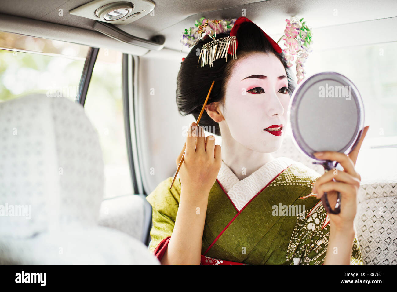Geisha car hi-res stock photography and images - Alamy