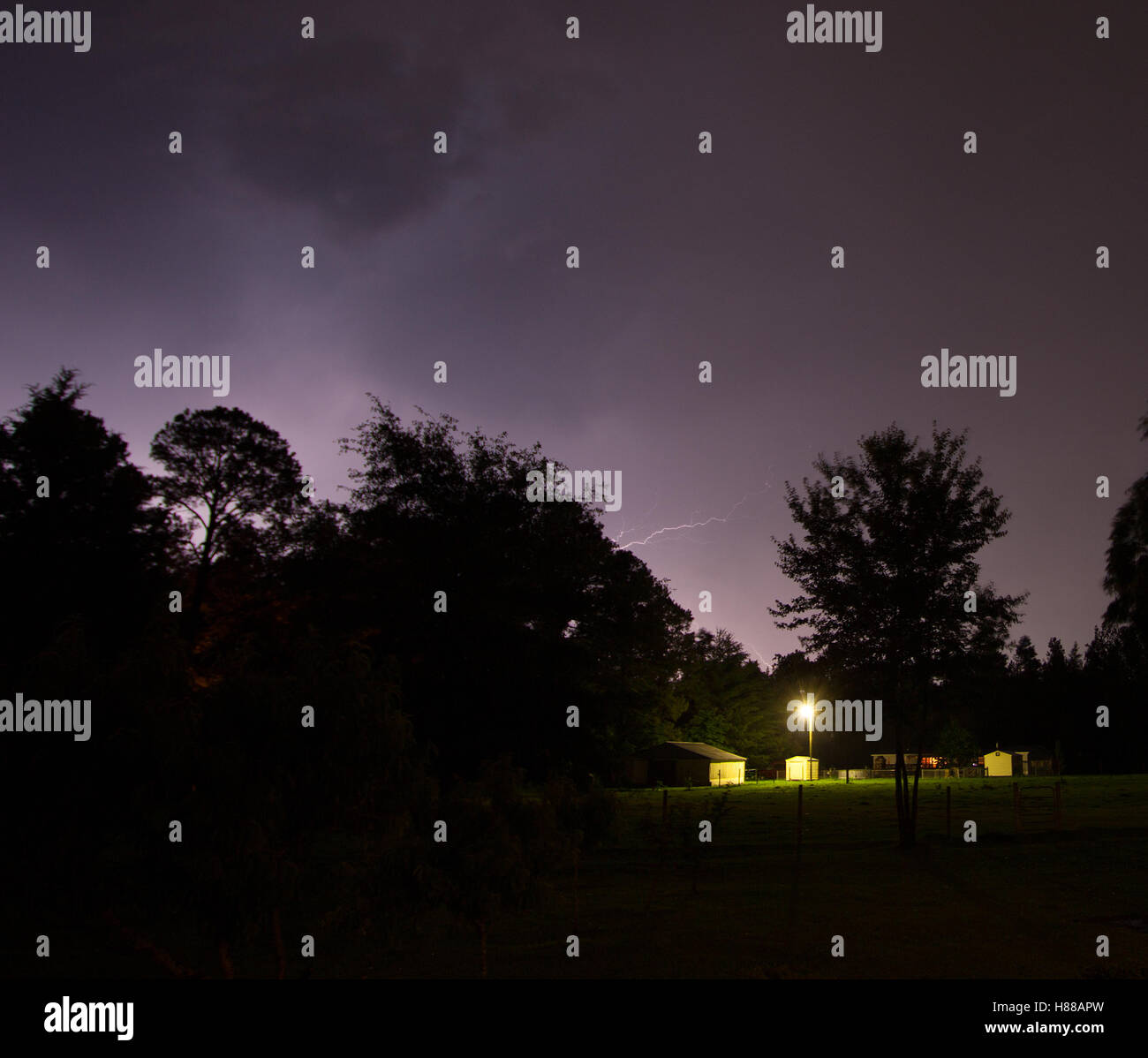 Lightning strike house hi-res stock photography and images - Alamy