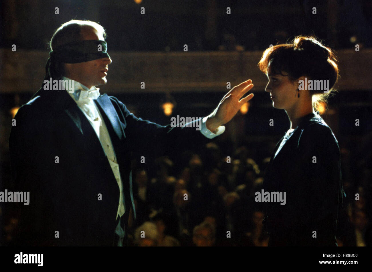 Hanussen, (HANUSSEN) H-D 1988, Regie: Istvan Szabo, KLAUS MARIA BRANDAUER, GRAZYNA SZAPOLOWSKA ...