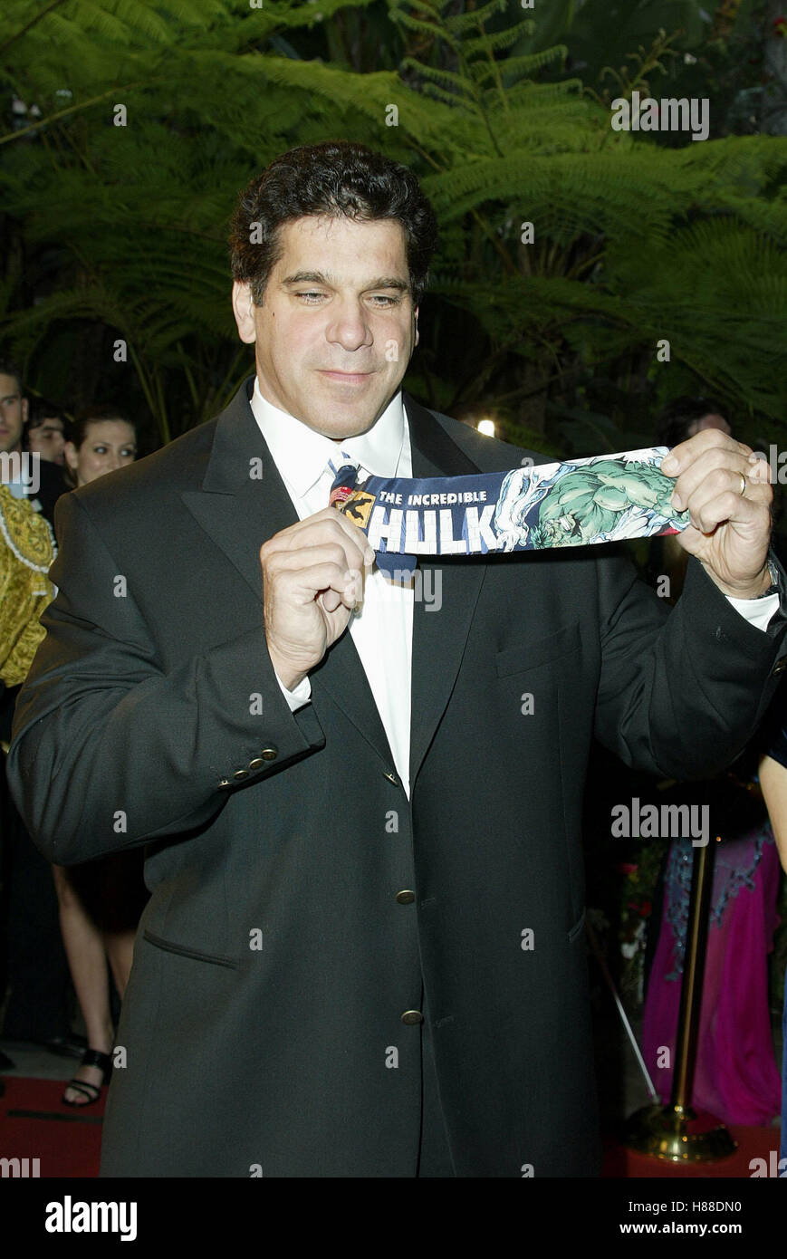 LOU FERRIGNO NIGHT OF 100 STARS OSCAR GALA BEVERLY HILLS HOTEL BEVERLY ...