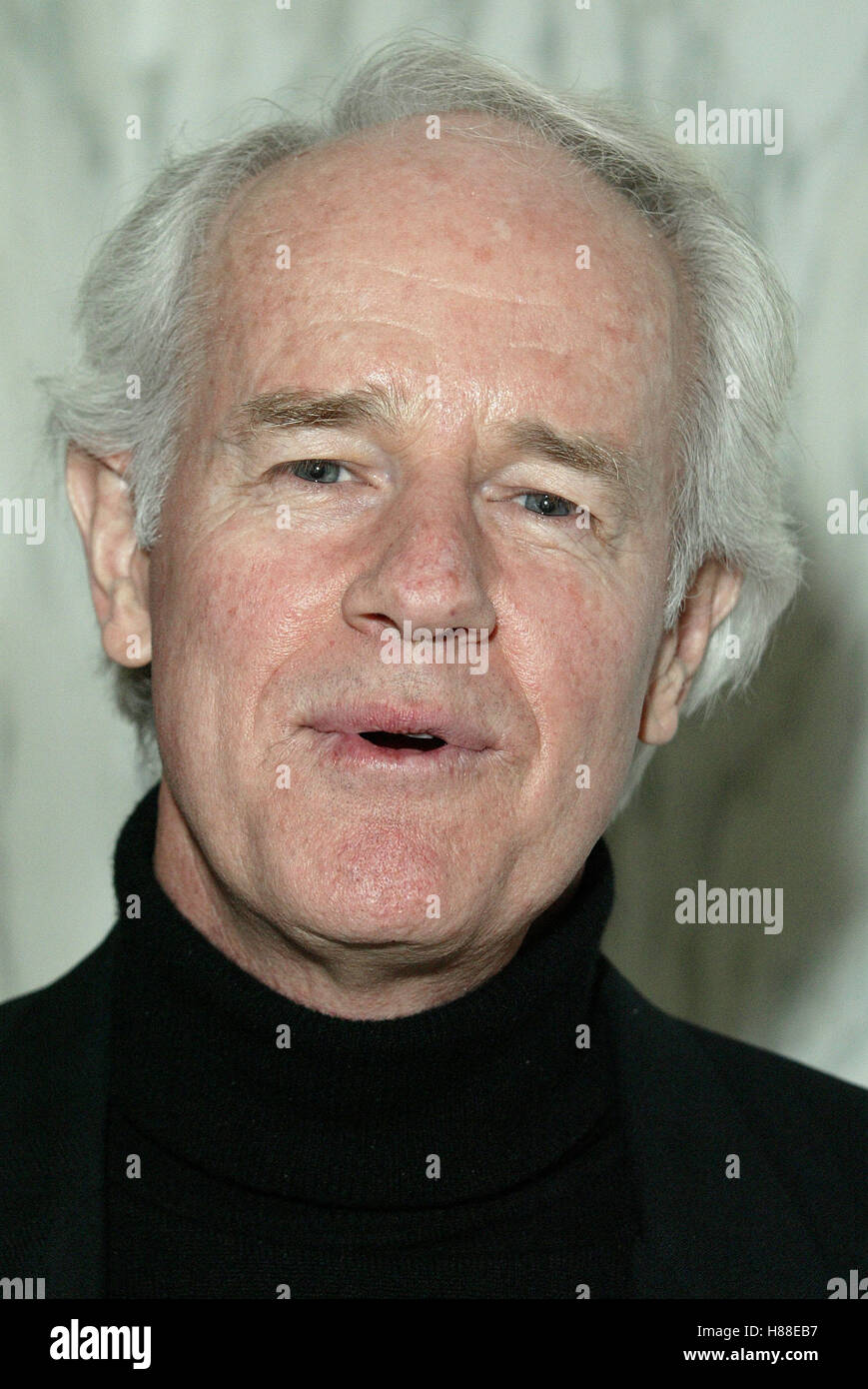 Mike farrell hi-res stock photography and images - Alamy