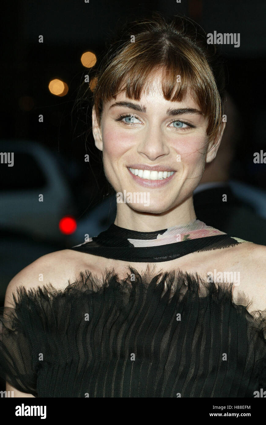 Amanda Peet Identity Hot