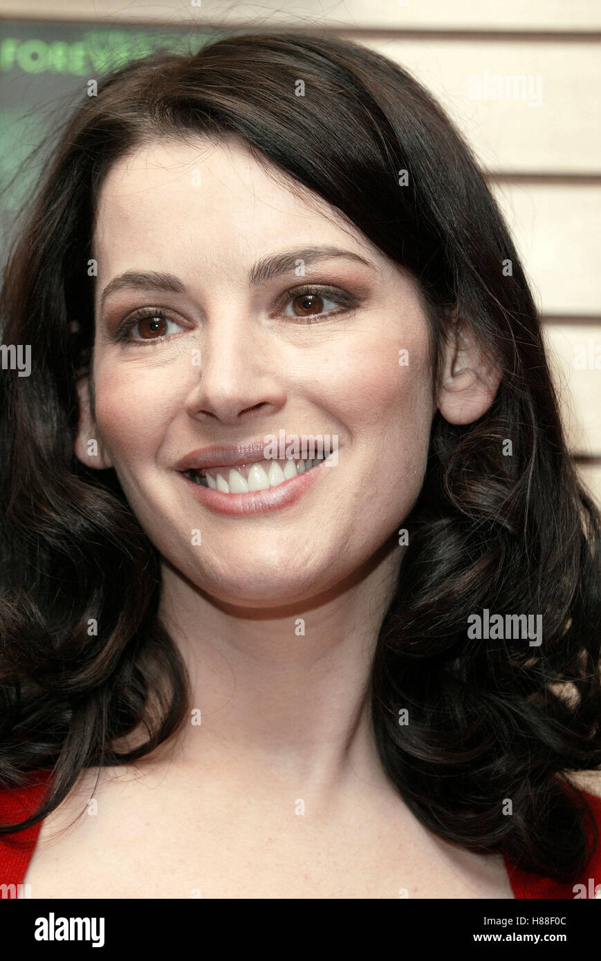 Mavis Dillon's Instagram, Twitter & Facebook on IDCrawl