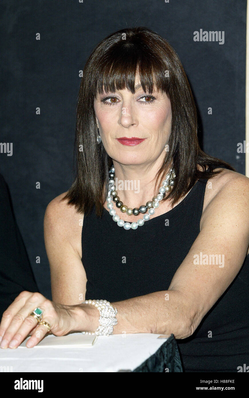 ANJELICA HUSTON HUSTON SCHOOL OF FILM & DIGITA BEVERLY HILTON HOTEL ...