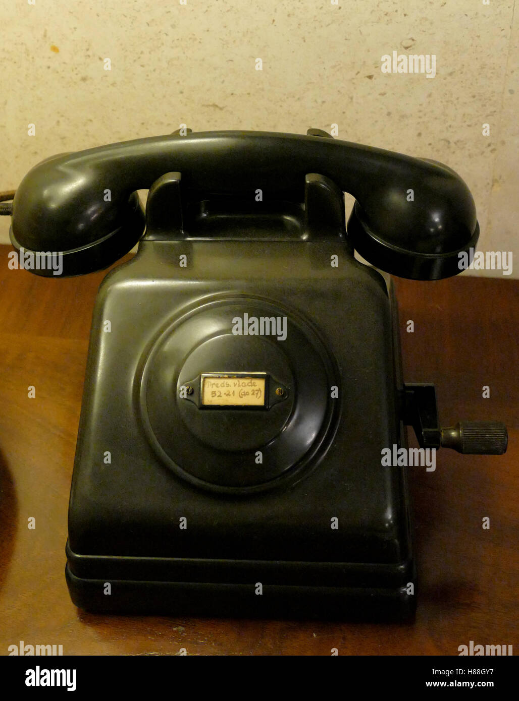 Very old telephone hi-res stock photography and images - Alamy