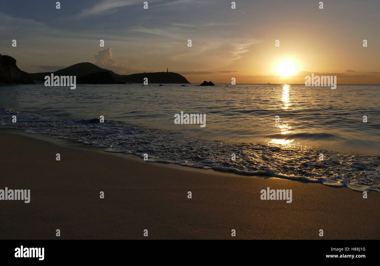 Incredibly beautiful sunset at Caribbean near the Equator at the azure ...