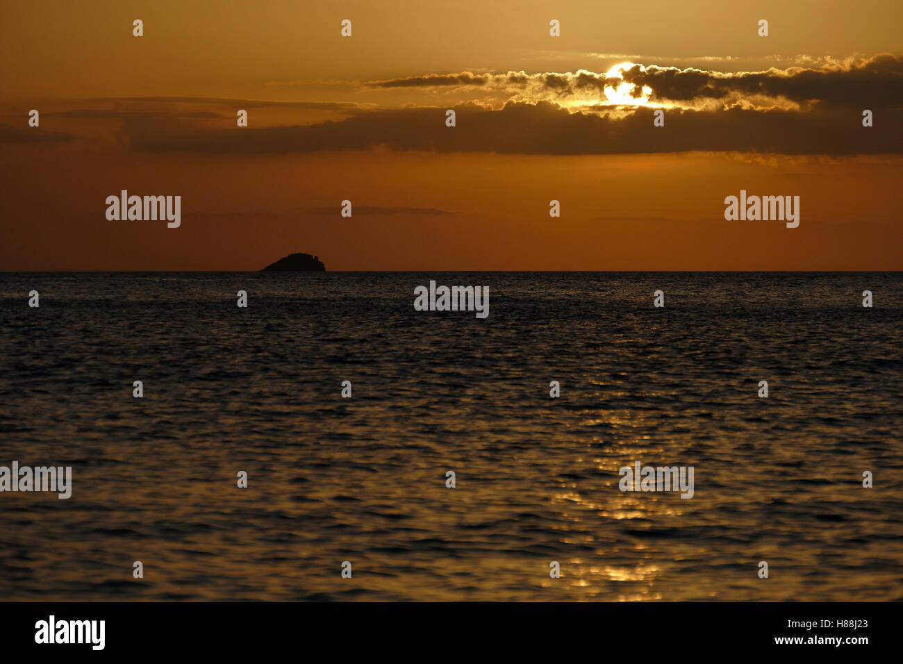 Incredibly beautiful sunset at Caribbean near the Equator at the azure ...