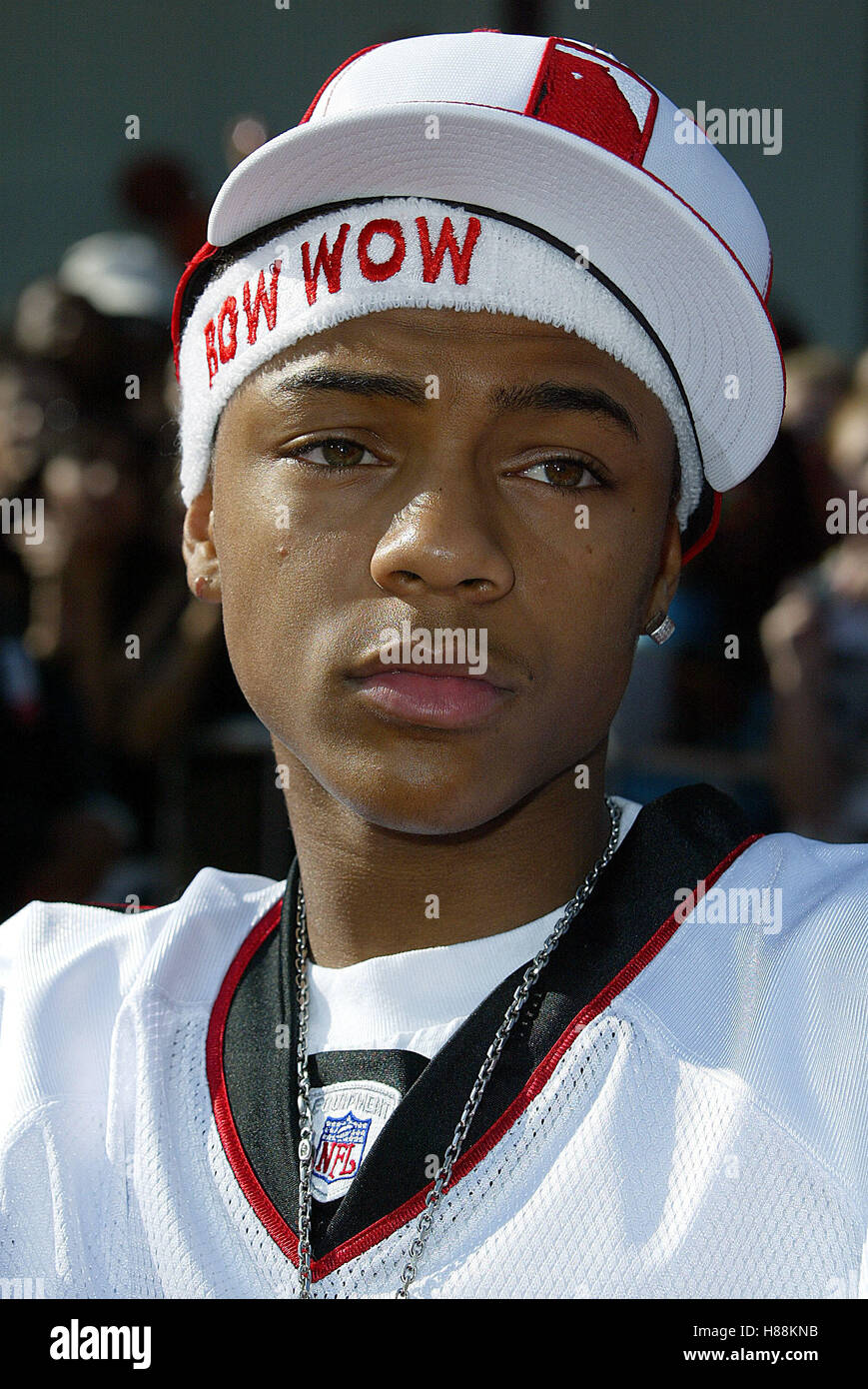 Bow wow 2003 hi-res stock photography and images - Alamy