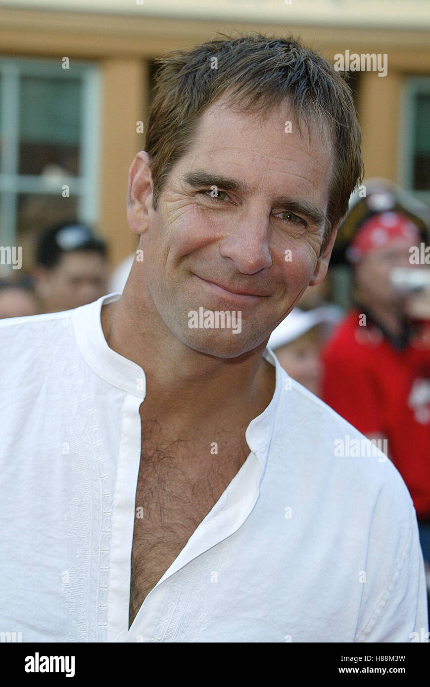 Scott bakula portrait hi-res stock photography and images - Alamy
