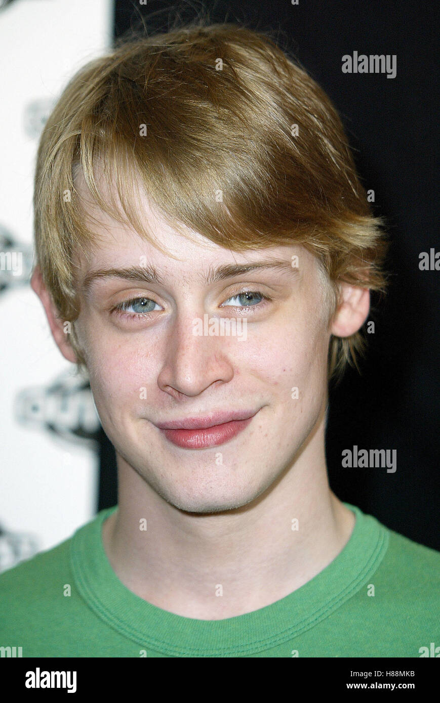 Macaulay culkin hi-res stock photography and images - Alamy