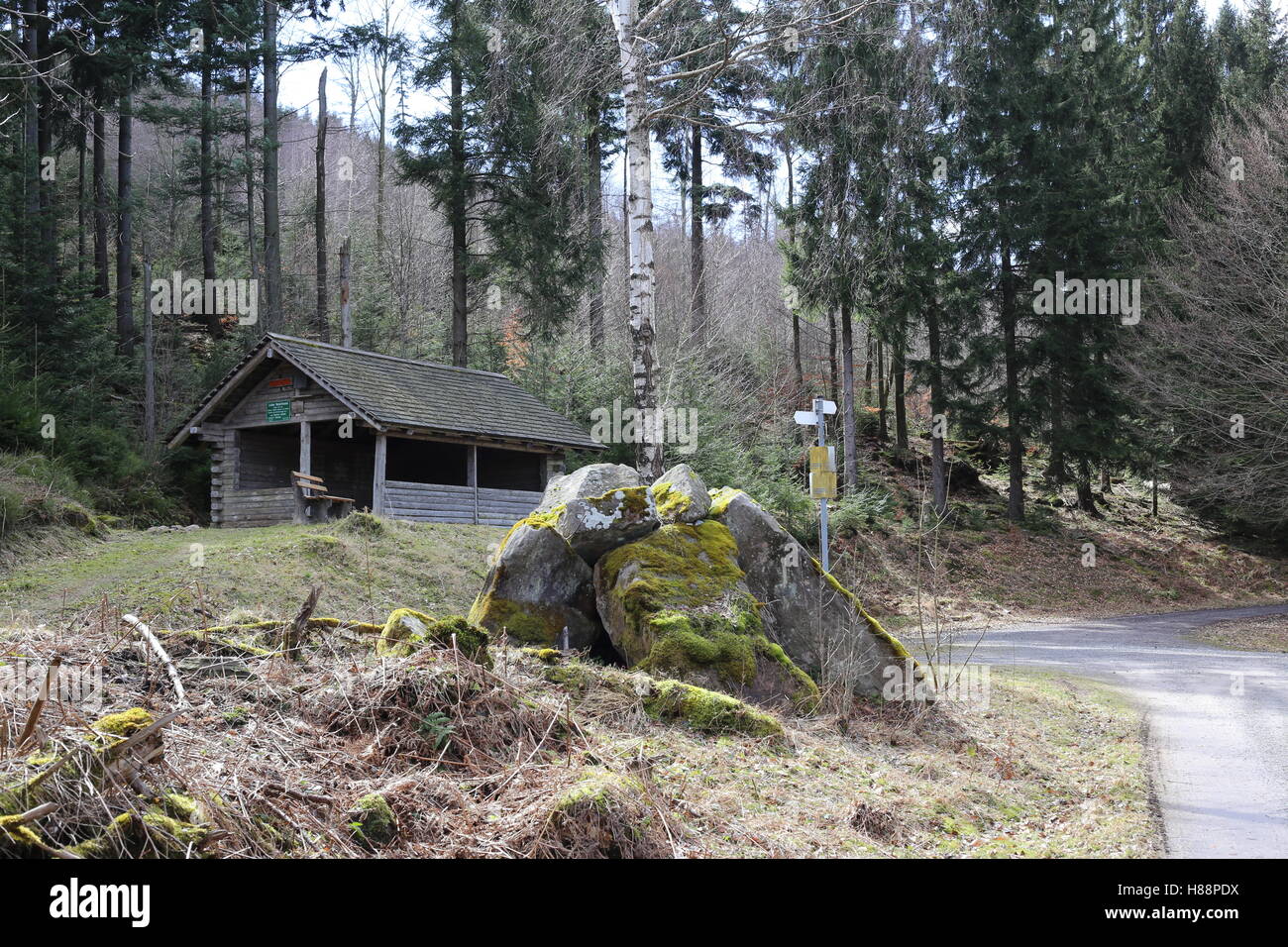 Black mountain hut hi-res stock photography and images - Alamy