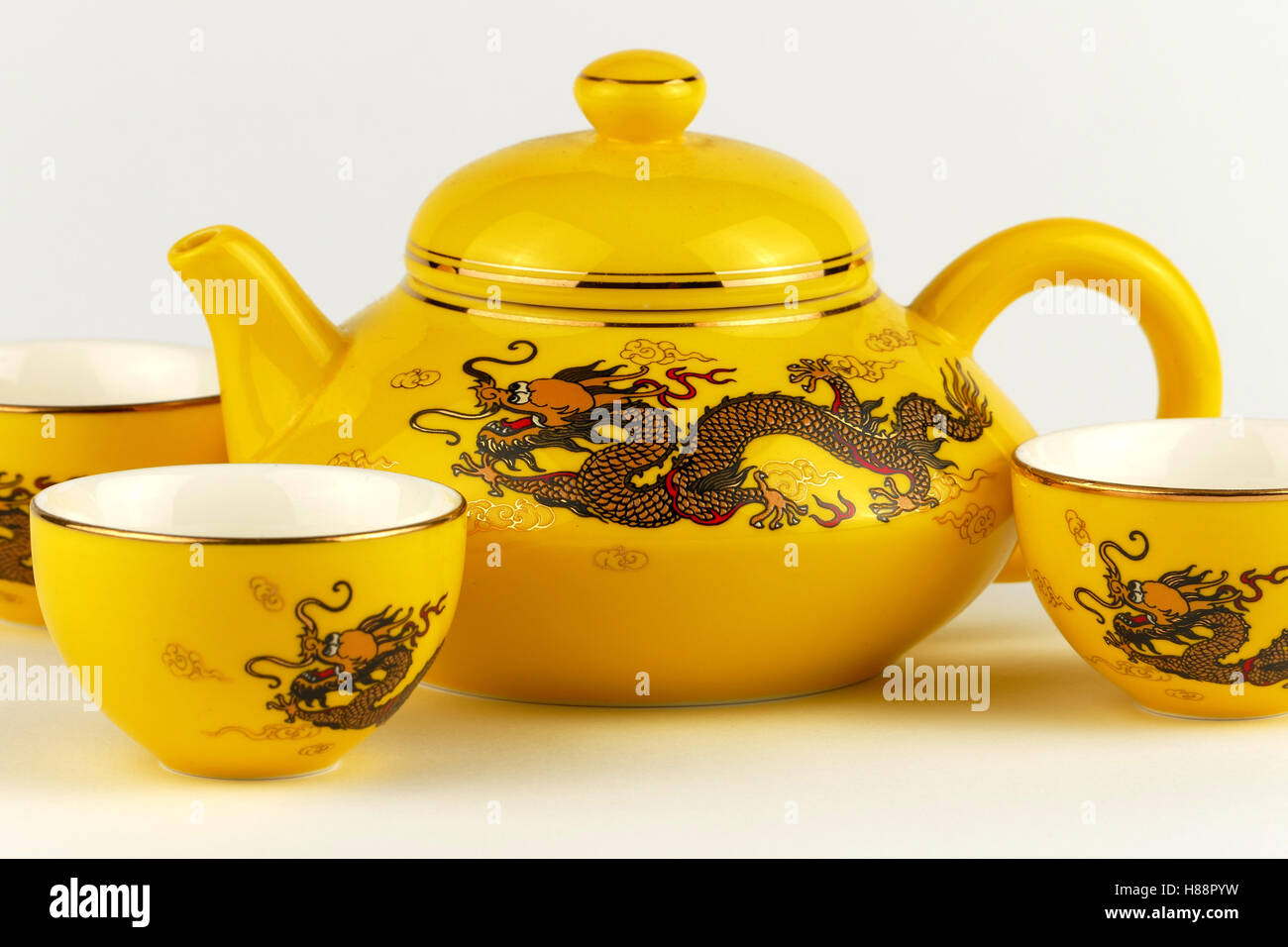 Decorative chinese ceramics Stock Photo - Alamy