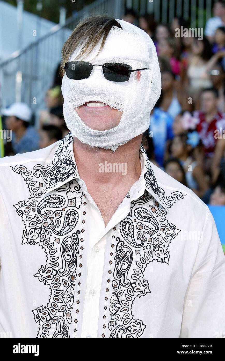 JIM CARREY 2003 TEEN CHOICE AWARDS UNIVERSAL AMPHITHEATRE LOS ANGELES ...