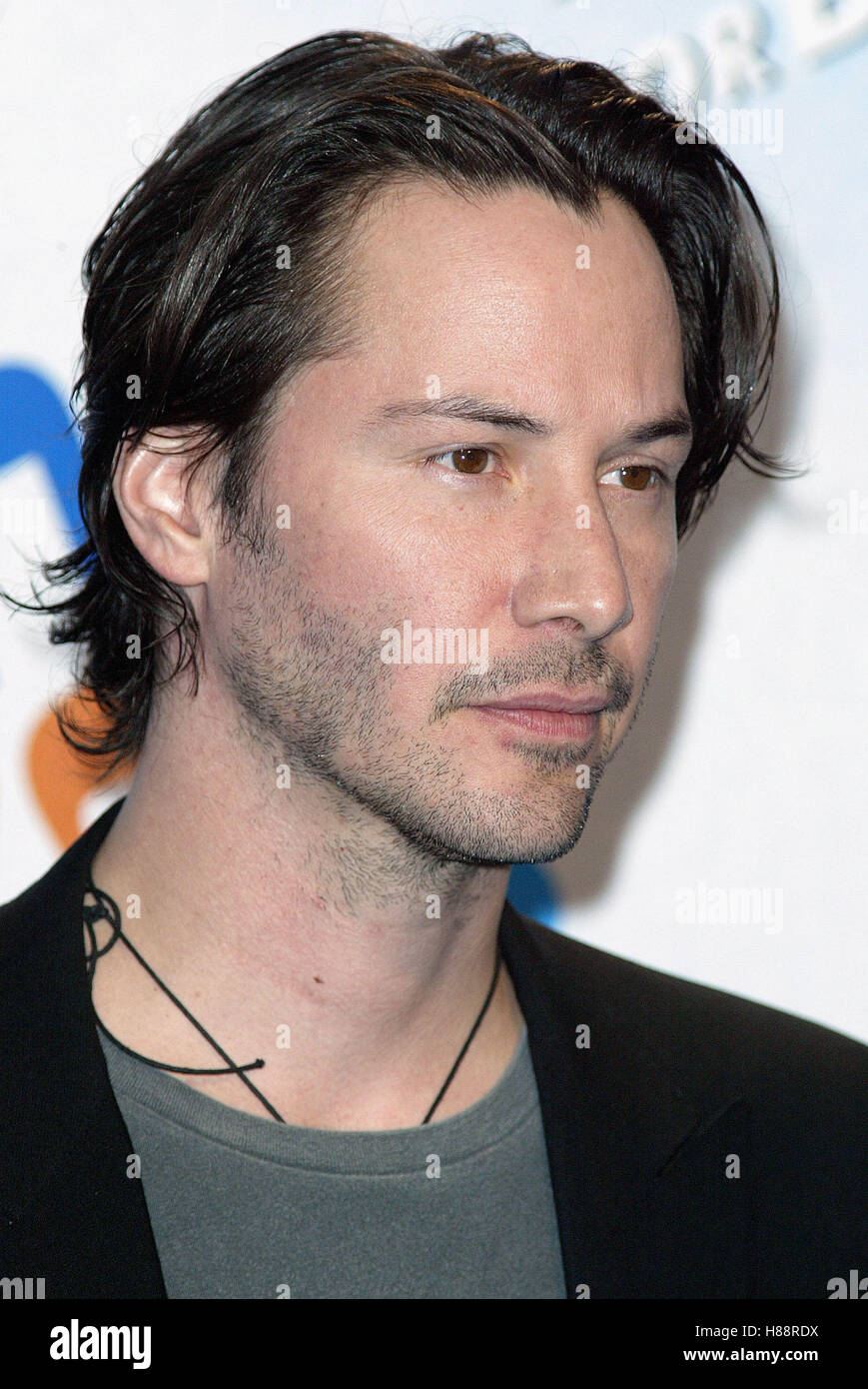 KEANU REEVES 2003 TEEN CHOICE AWARDS UNIVERSAL AMPHITHEATRE LOS ANGELES ...