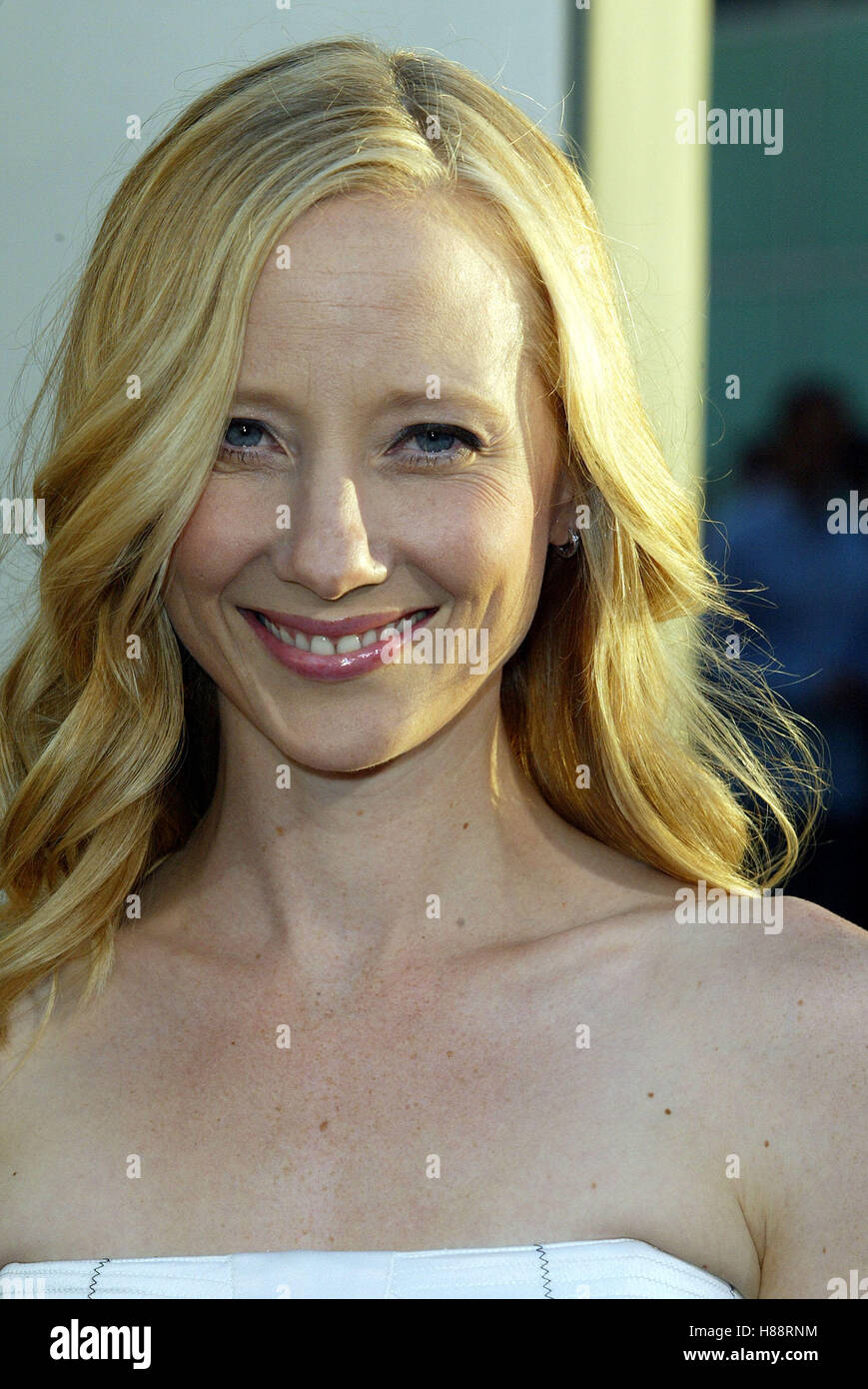 ANNE HACHE AMERICAN SPLENDOR FILM PREMIE CINERAMA DOME HOLLYWOOD USA 07 ...
