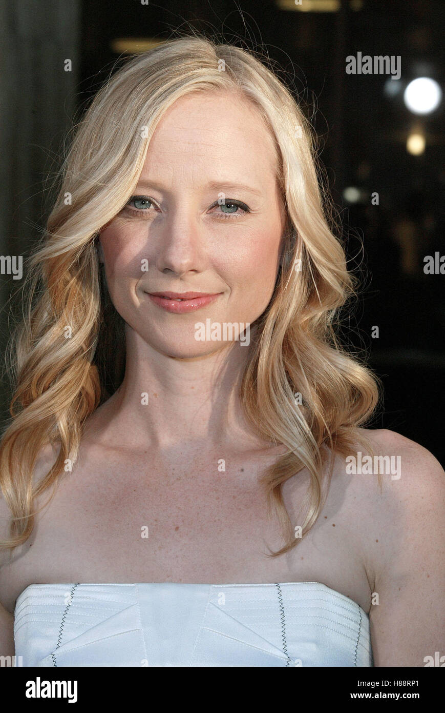 ANNE HACHE AMERICAN SPLENDOR FILM PREMIE CINERAMA DOME HOLLYWOOD USA 07 ...