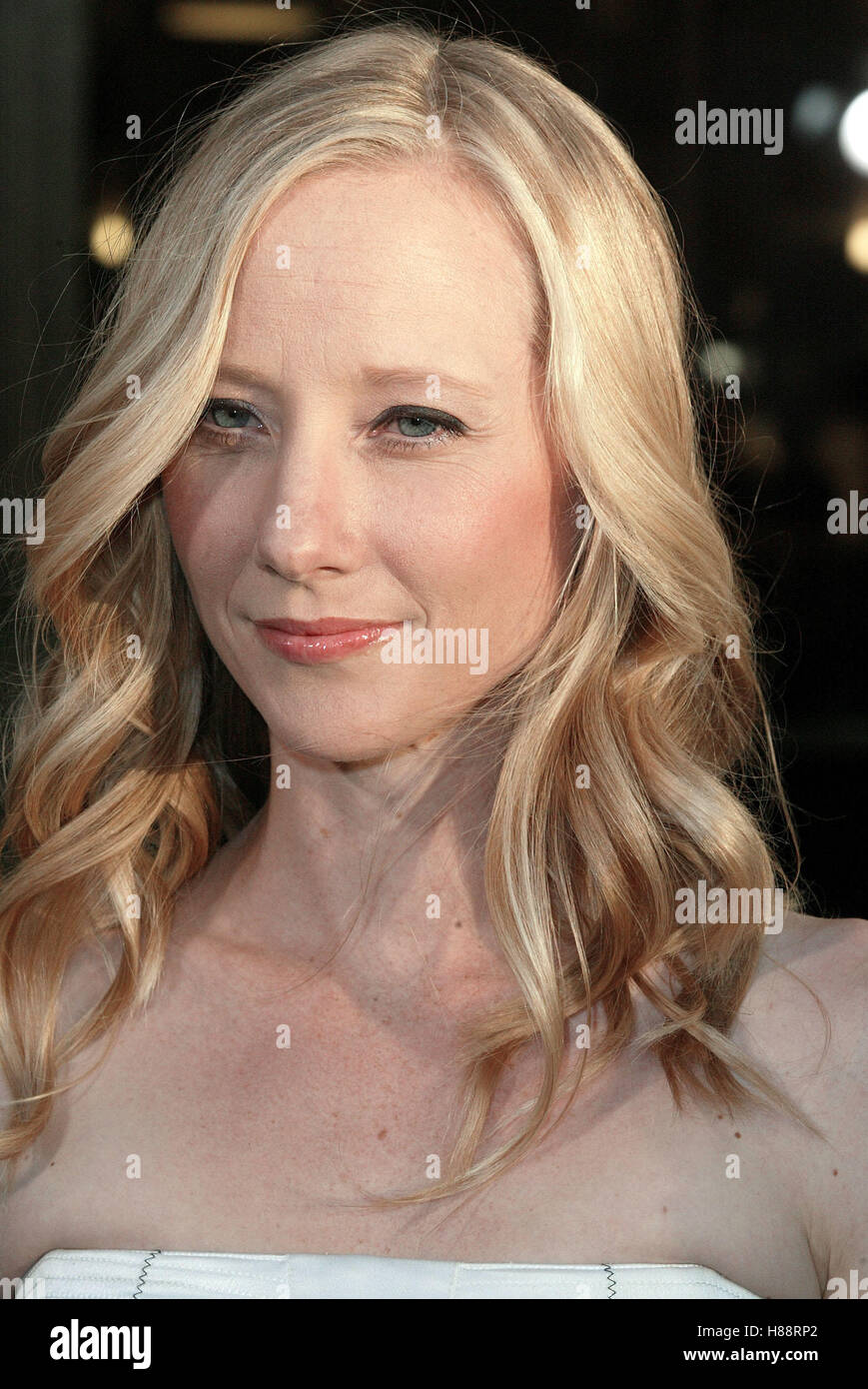 ANNE HACHE AMERICAN SPLENDOR FILM PREMIE CINERAMA DOME HOLLYWOOD USA 07 ...
