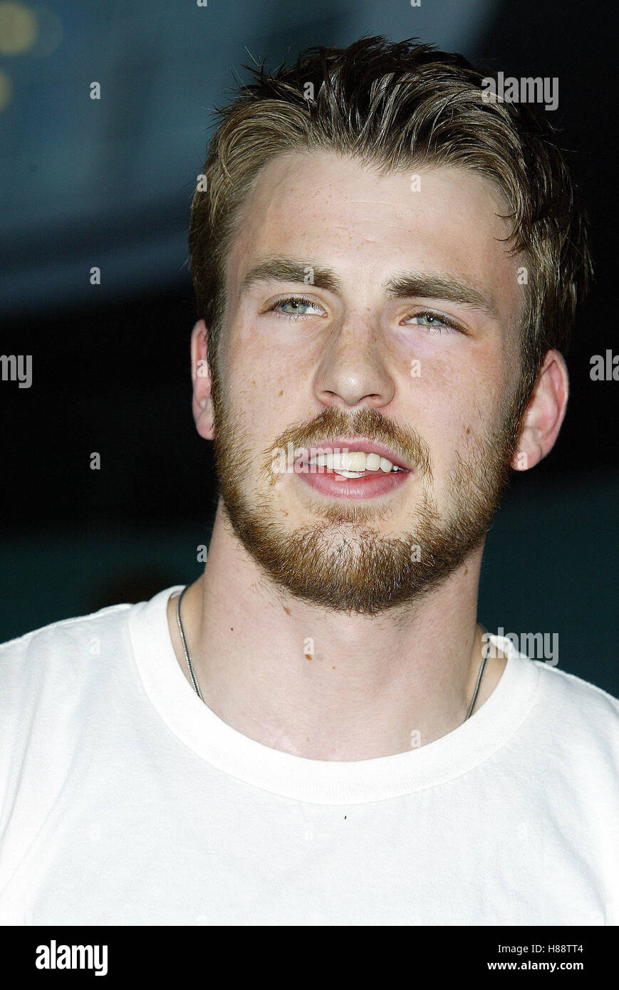 Chris evans actor 2003 hi-res stock photography and images - Alamy