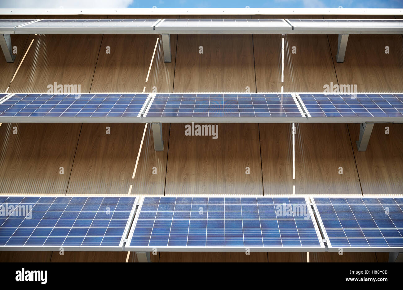 Solar panel facade hi-res stock photography and images - Alamy