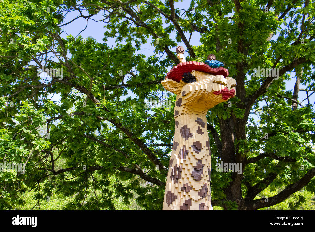 Lego giraffe hi-res stock photography and images - Alamy